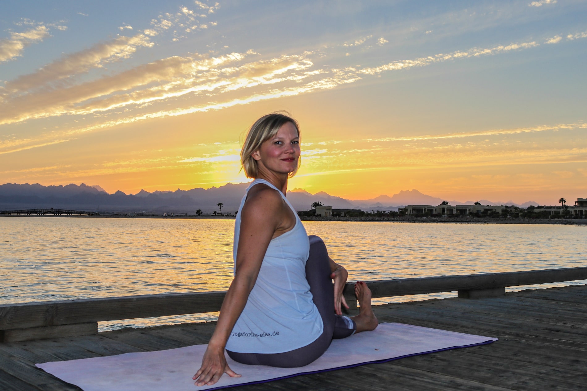Was ist Yoga? Warum sollte ich Yoga üben? Und warum bei Elke?